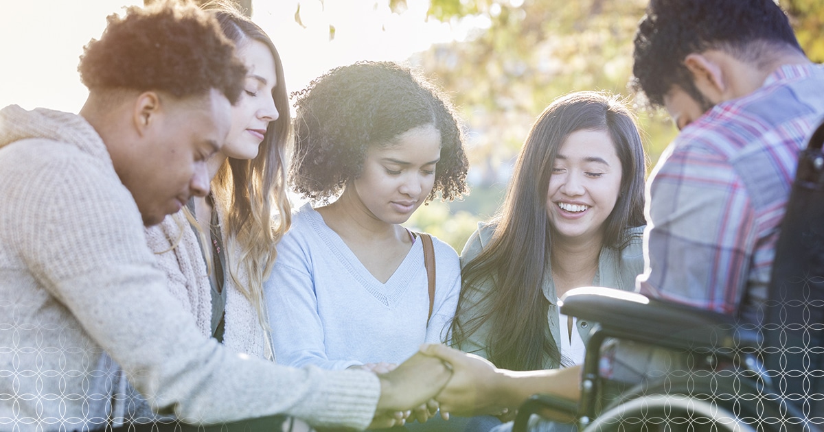 4 Ways To Pray in Community